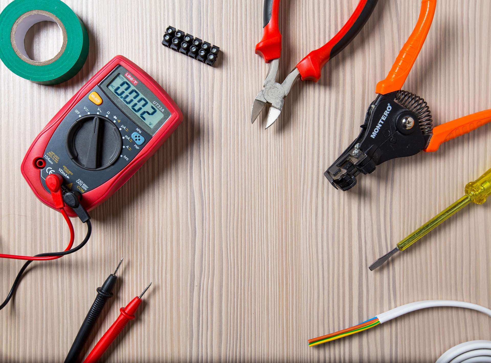 Industrial drop down - TPR Electrical - Adelaide Electrician